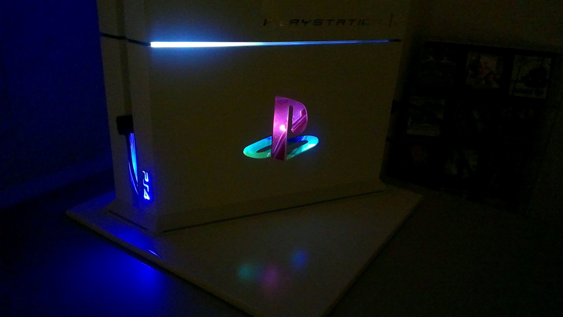Check out this cool PS4 "Design" Mod - Wololo.net