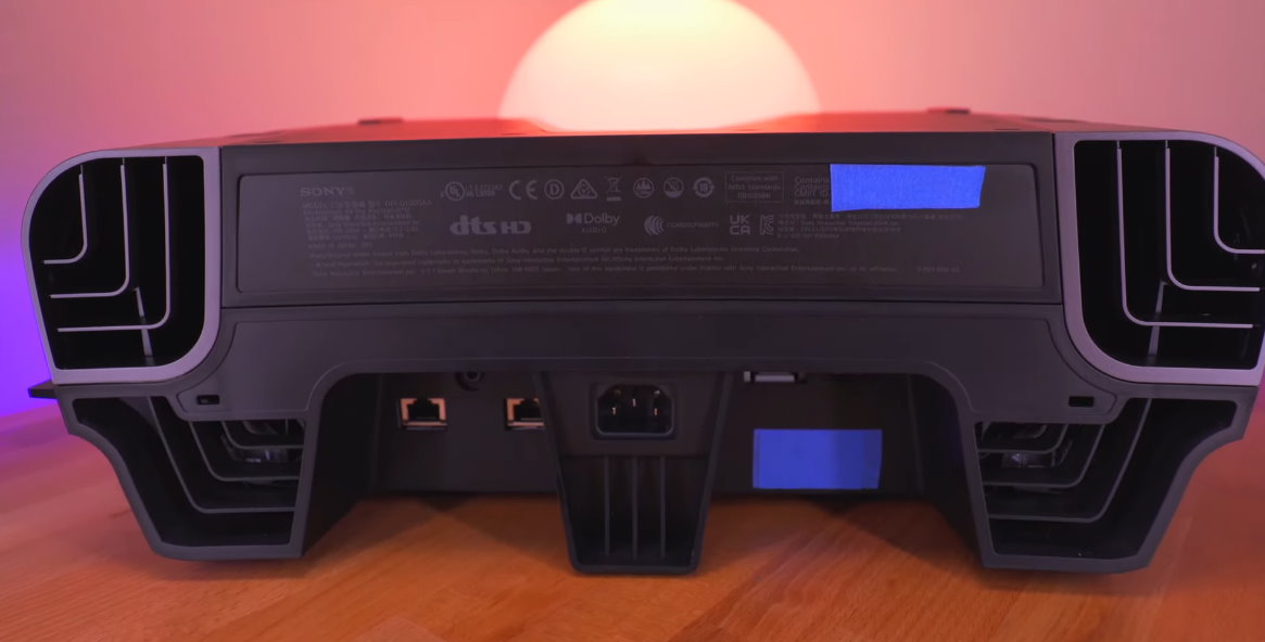 Youtuber got their hands on a PS5 Devkit, promises a full disassembly ...